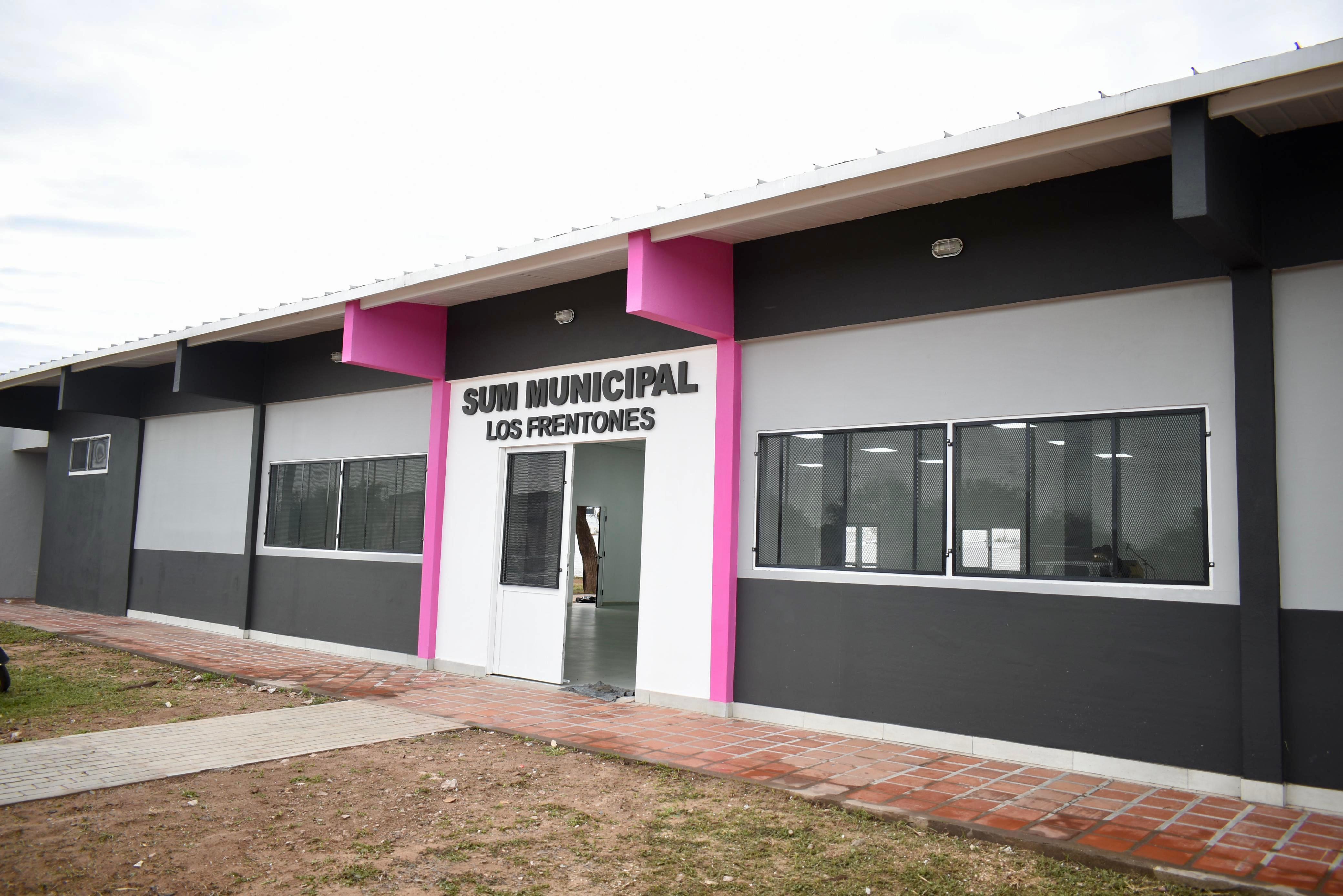 LOS FRENTONES: EL GOBERNADOR ZDERO INAUGURÓ LA AMPLIACIÓN Y REFACCIÓN ...